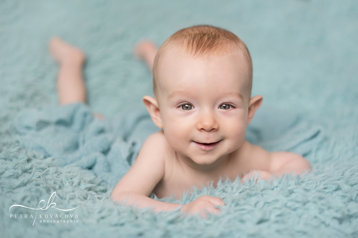 Séance photo bébé près de Rennes - Petra Kovacova Photographe